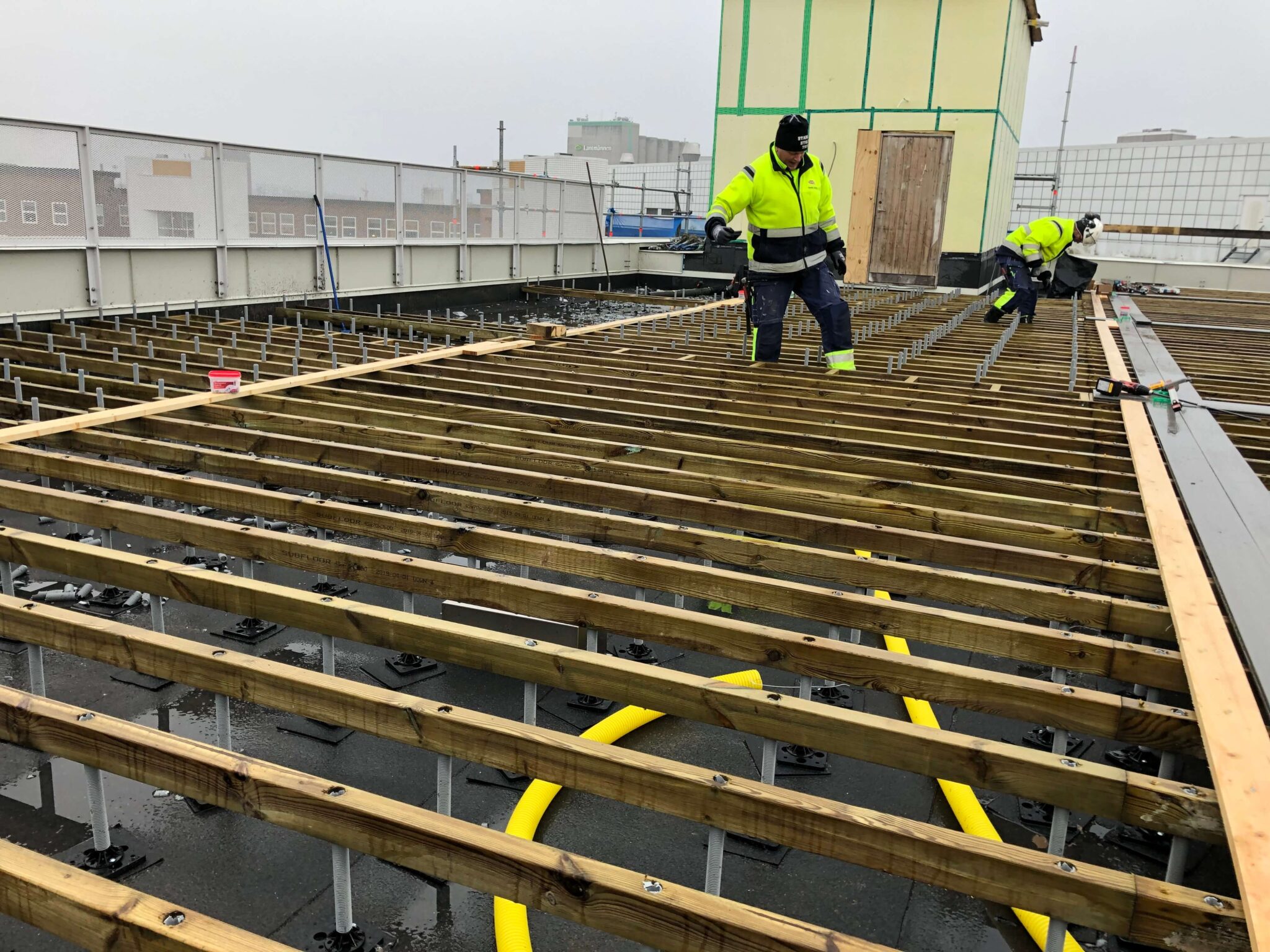 SubFloor raised outdoor roof terrace floor - Floor Levelling Systems Ltd.